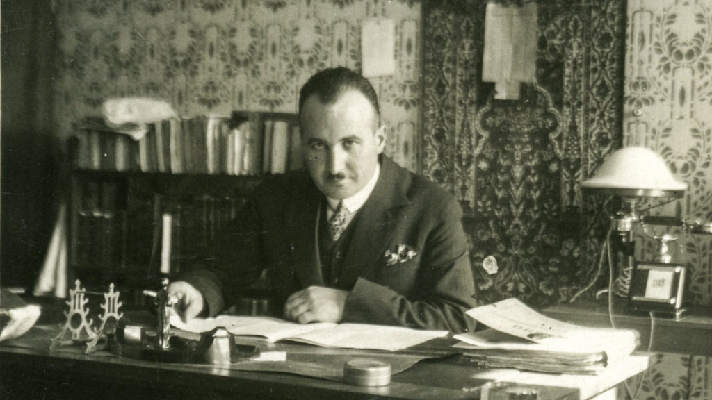 Bulgaria: Sofia dedica di un albero a Dimitar Peshev - Mosaico