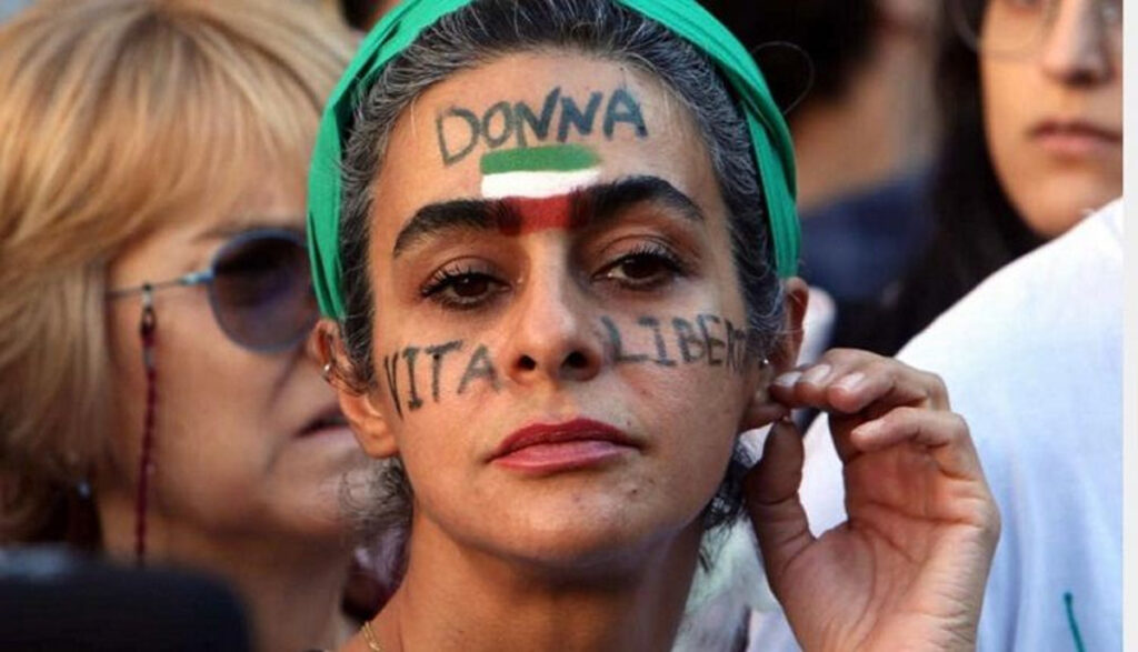Donne iraniane contro il regime e al fianco d’Israele. Intervista a ...